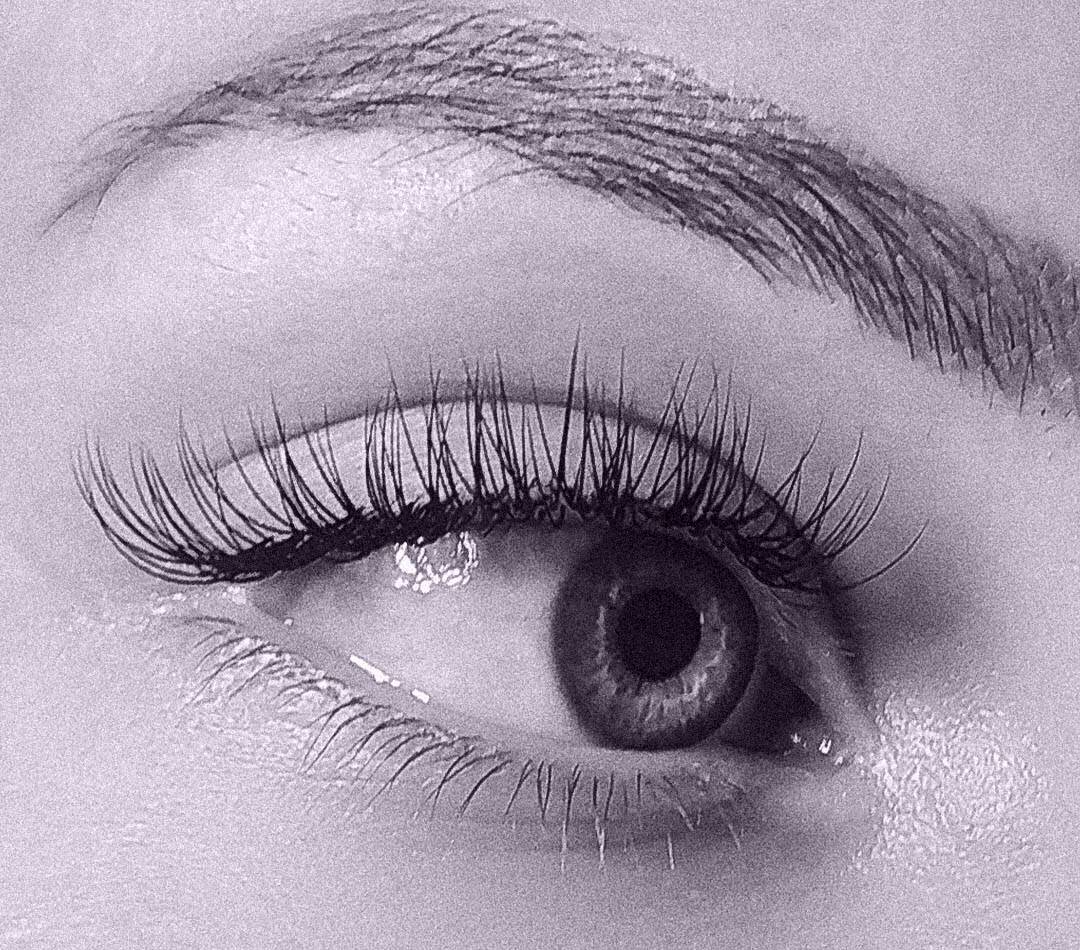 Natural Classic Set Eyelashes Extension - Roshies Eyelash Extensions & Brows